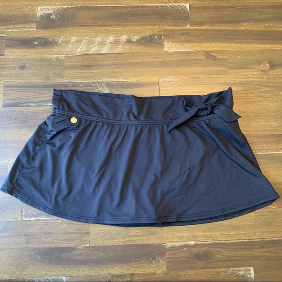 Lole | Skirts | Lol Black Swinsuit Skirt Bottom Size Large | Poshmark